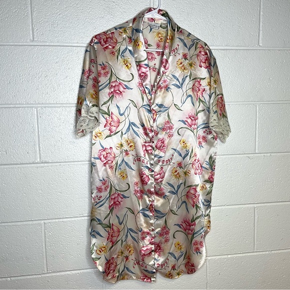 Kathryn | Intimates & Sleepwear | Vintage Kathryn Floral Satin Button ...